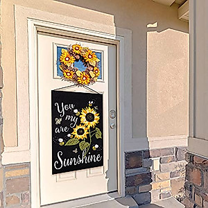 2 Pieces Sunflower Welcome Garden Flag Flower Vase Burlap Vertical Double Sided Sunflower Yard Flag Floral Bee Seasonal Flag for Outdoor Yard Lawn Home Decoration