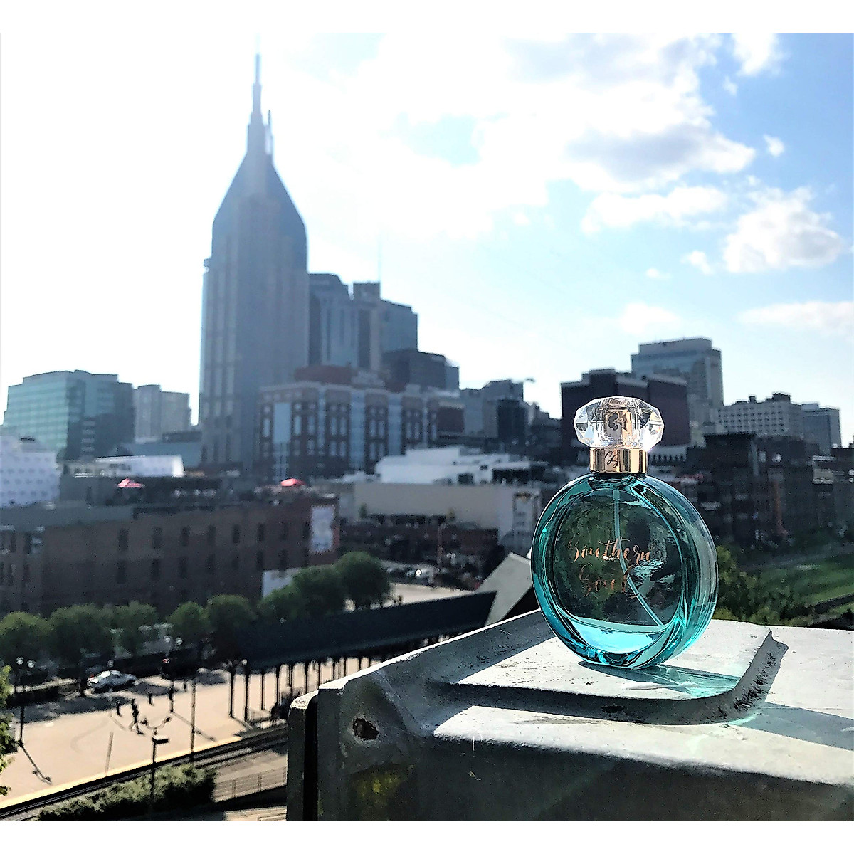 Tru Western Southern Soul Women's Perfume, 1.7 fl oz (50 ml) - Warm, Intoxicating, Floral