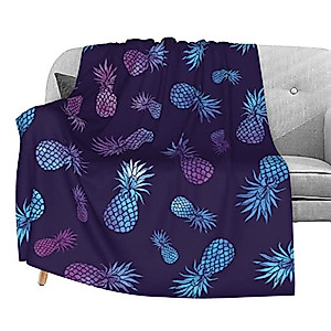 Pineapple Fruit Pattern Throw Blanket Fall Festival Halloween Autumn Plush Fleece Fuzzy Blanket for Couch Sofa Chairs Bed 50"X40"