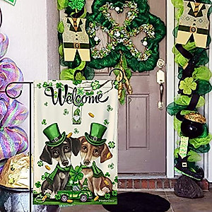 Welcome St. Patrick's Day Cute Dachshund Dog Puppy Lovers Luck Gnomes Green Garden Flag 12.5"x18" Double Sided Vertical Shamrock Clover Garden Flags For Outdoor Home Patio St. Patricks Yard Flag Decor