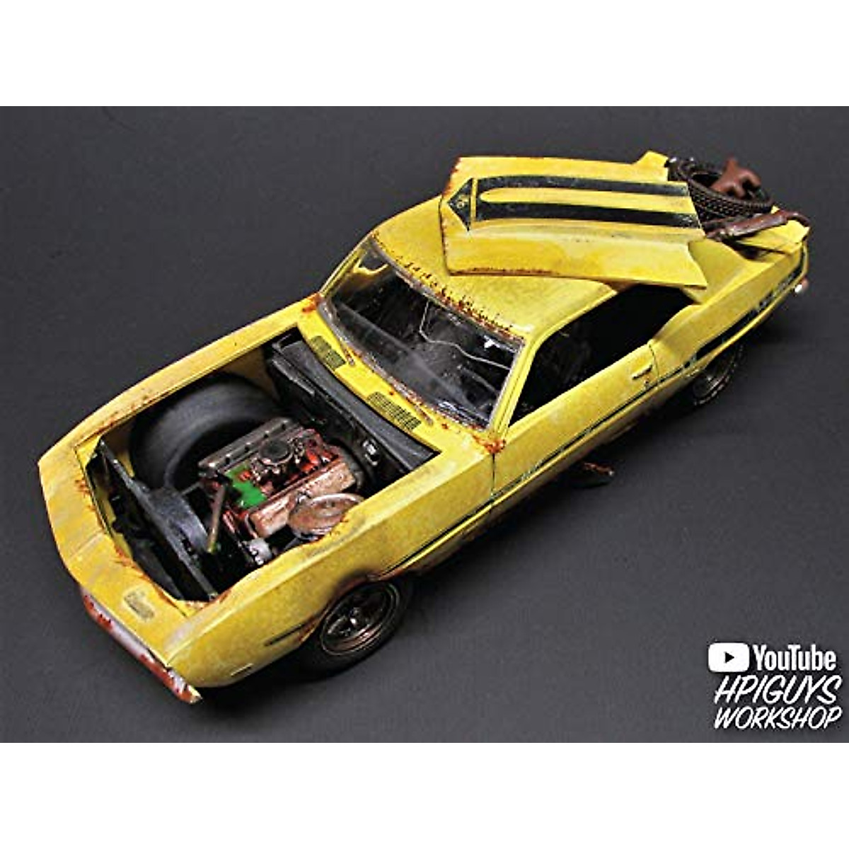 AMT 1969 Chevy Camaro (Yenko) 1:25 Scale Model Kit