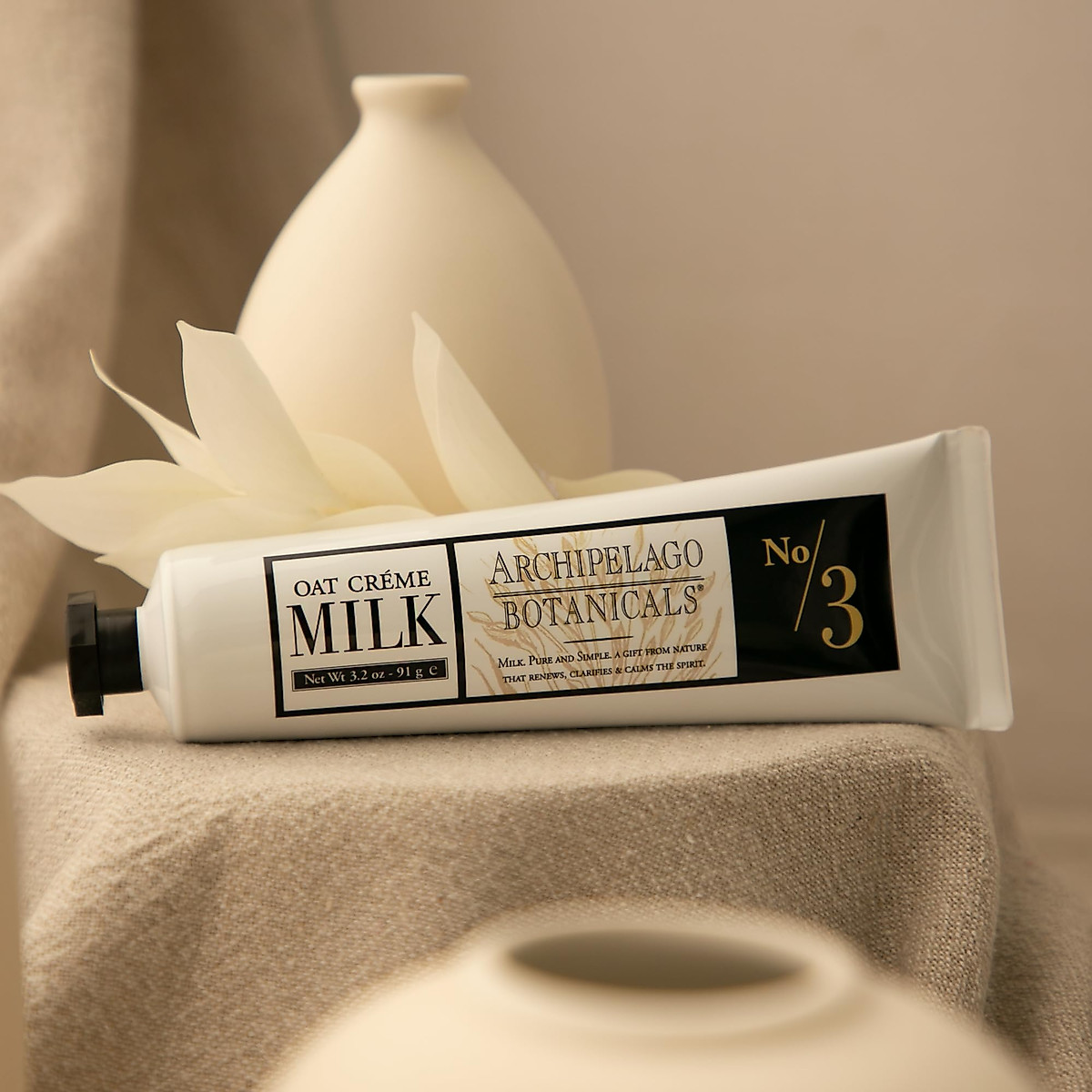 Archipelago Botanicals Oat Milk Hand Crème, Rich and Lightly Scented Hand Lotion for Dry Skin, Cuticles and Rough Spots, Premium Plant Extracts (3.2 oz)