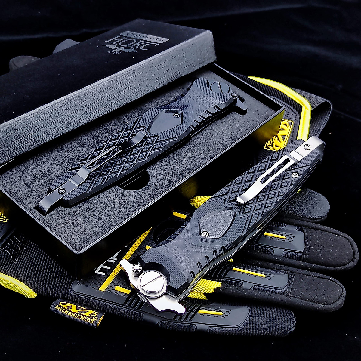 Large Flipper Assisted Opening Pocket Knife, 5‘’ D2 Steel Folding Knife with G10 Handle and Liner Lock, for EDC Survival Camping Hiking(Black)