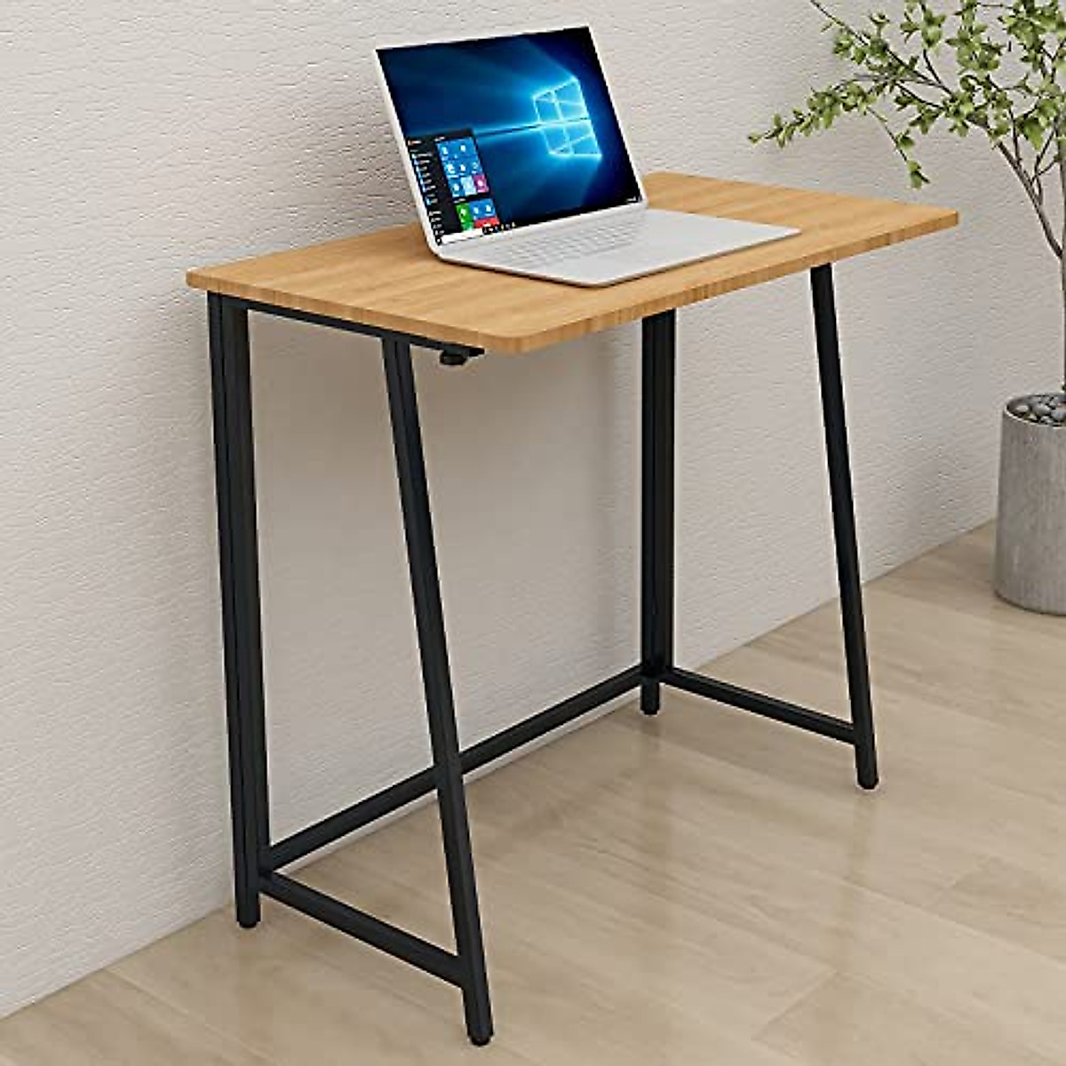 Siunzs Folding Desk, 32 Inch Small Desks for Small Spaces,Space Saving Foldable Computer Desk for Home Office Study Writing, Portable Small Collapsible Desk, Easy Assembly, Black Frame, Maple