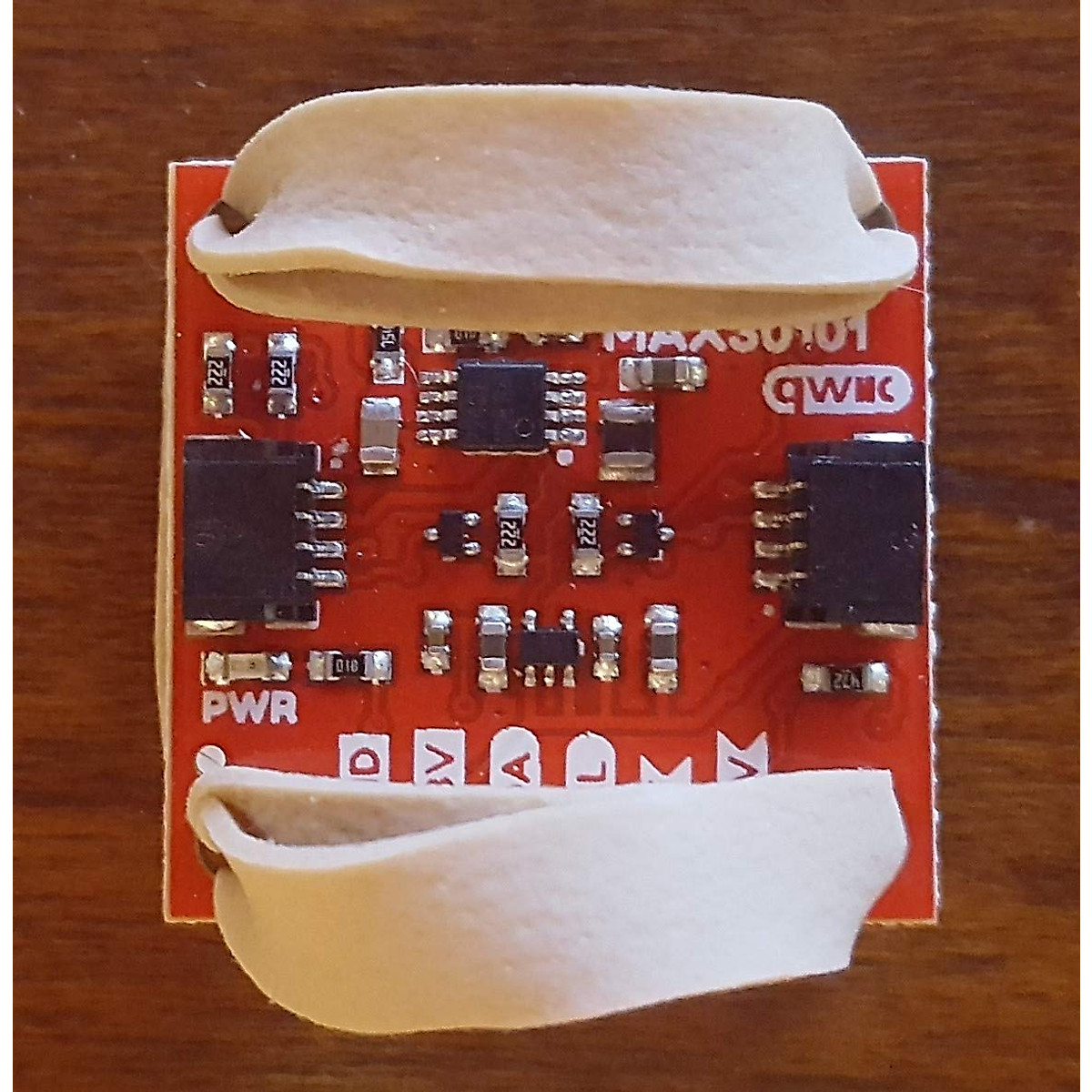 SparkFun Photodetector Breakout - MAX30101 (Qwiic) - Includes MAX30101 Highly Sensitive Optical Sensor - Particle (i.e. Smoke) Detection Proximity Measurements Photoplethysmography
