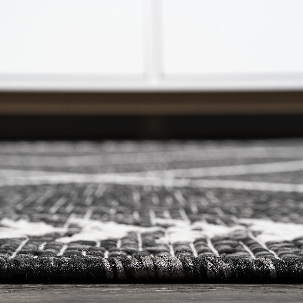 JONATHAN Y SMB129E-8 Derya Tribal Diamond Trellis Indoor Outdoor Area-Rug Bohemian Contemporary Easy-Cleaning Bedroom Kitchen Backyard Patio Non Shedding, 8 X 10, Black/Ivory