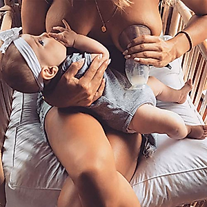 Haakaa Silicone Breast Pump 4 oz/100 ml, BPA FREE Manual Breast Pump 100% Food Grade Silicone BPA PVC and Phthalate Free