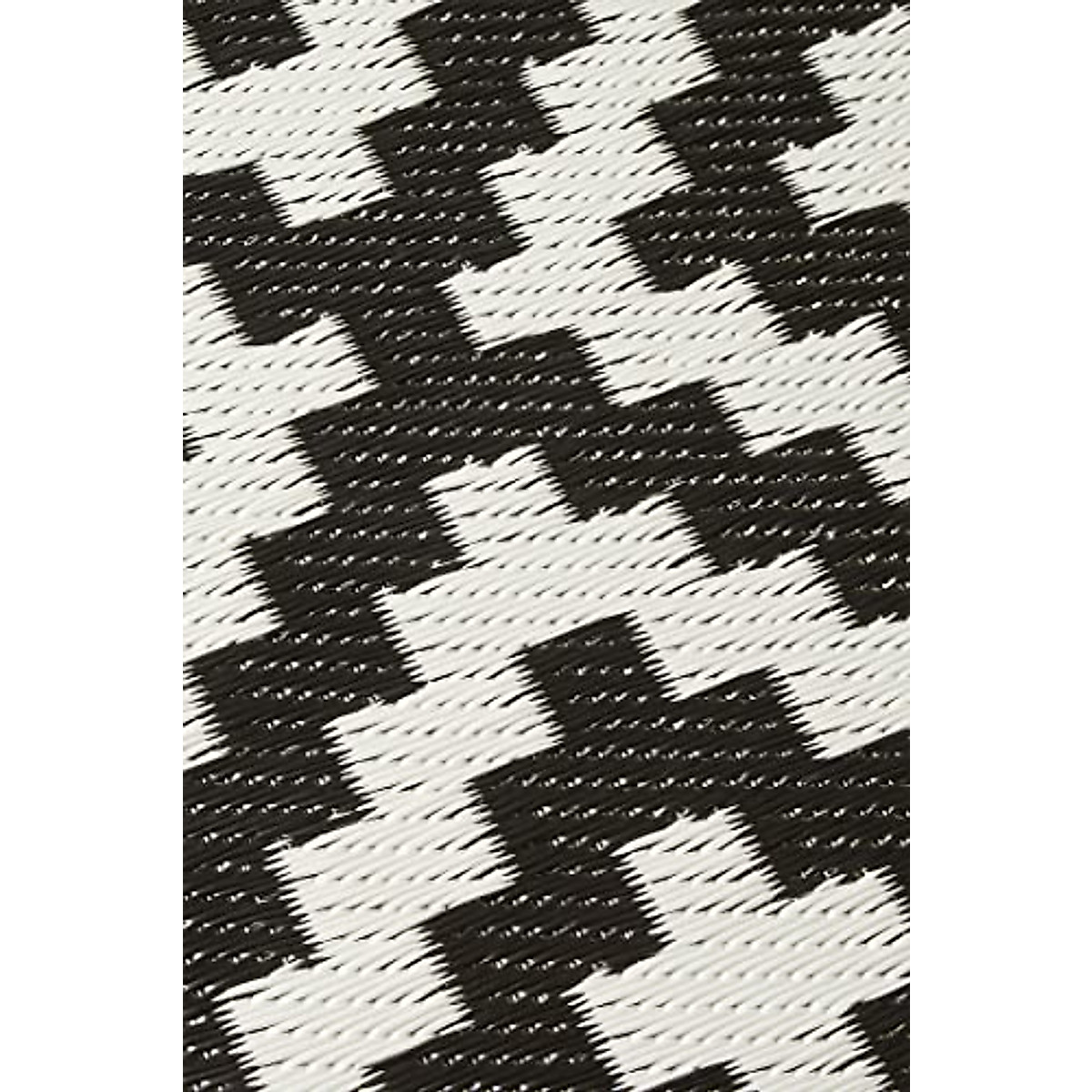 FH Home Outdoor Rug - Waterproof, Fade Resistant, Reversible - Premium Recycled Plastic - Geometric - Porch, Deck, Balcony, Mudroom, Laundry Room, Patio - Aztec - Black & White - 3 x 5 ft