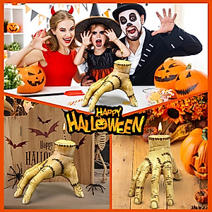 Halloween Scented Candle, Halloween Decoration, Wednesday Addams Family Thing Hand Candle, Thing Hand Candle for Halloween Table Decor, Spooky Gifts for Women Men (Halloween Candle)