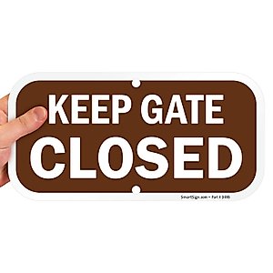 SmartSign “Keep Gate Closed” Sign | 6" x 12" Aluminum