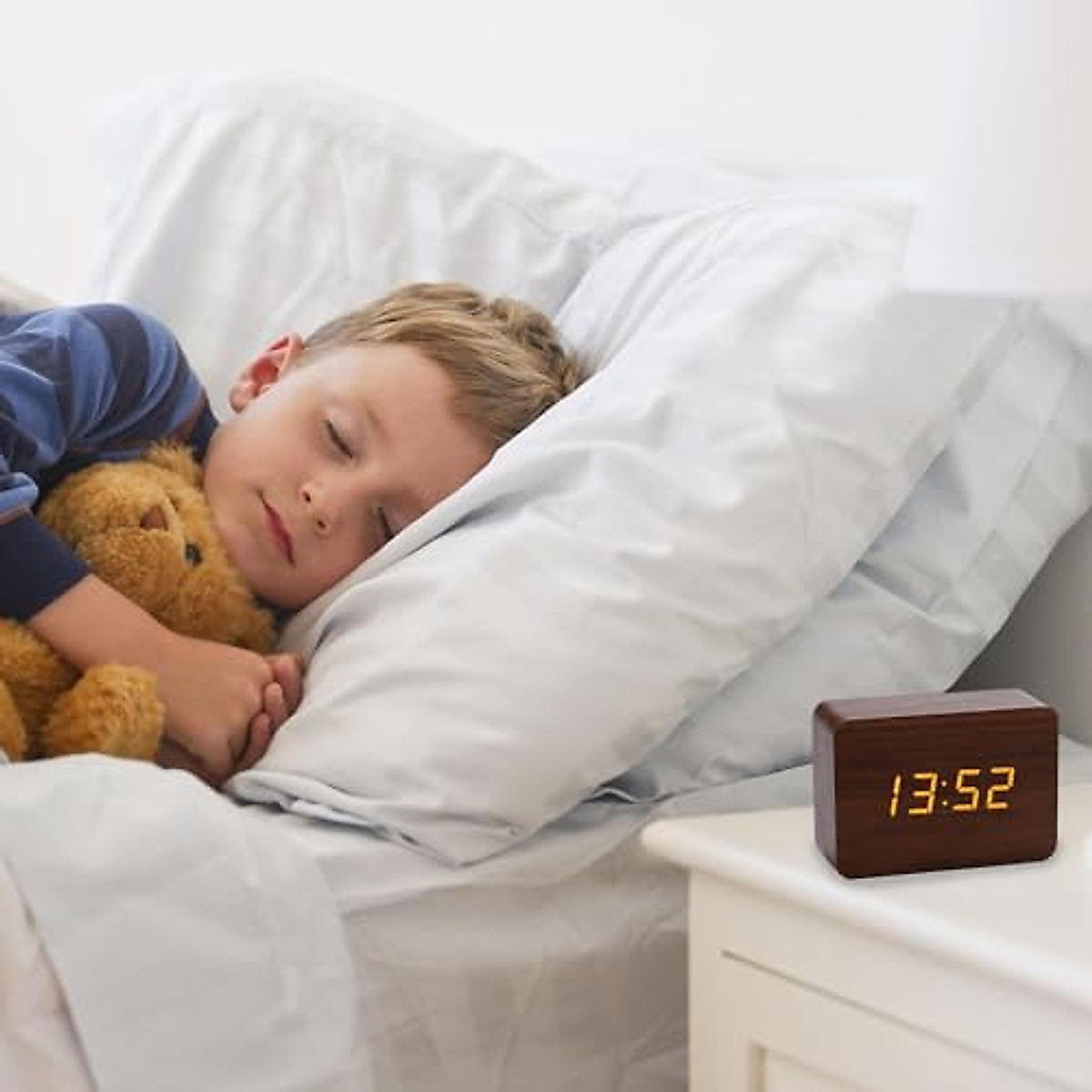 Electric Bedside Alarm Clock, Wooden Loud Alarm Clock, Desk Alarm Clock with 2 to 3 Alarm Setting, Large Display Wooden Led Alarm Clock, Voice Control Smart Led Digital Clock for Bedside Bedroom Desk