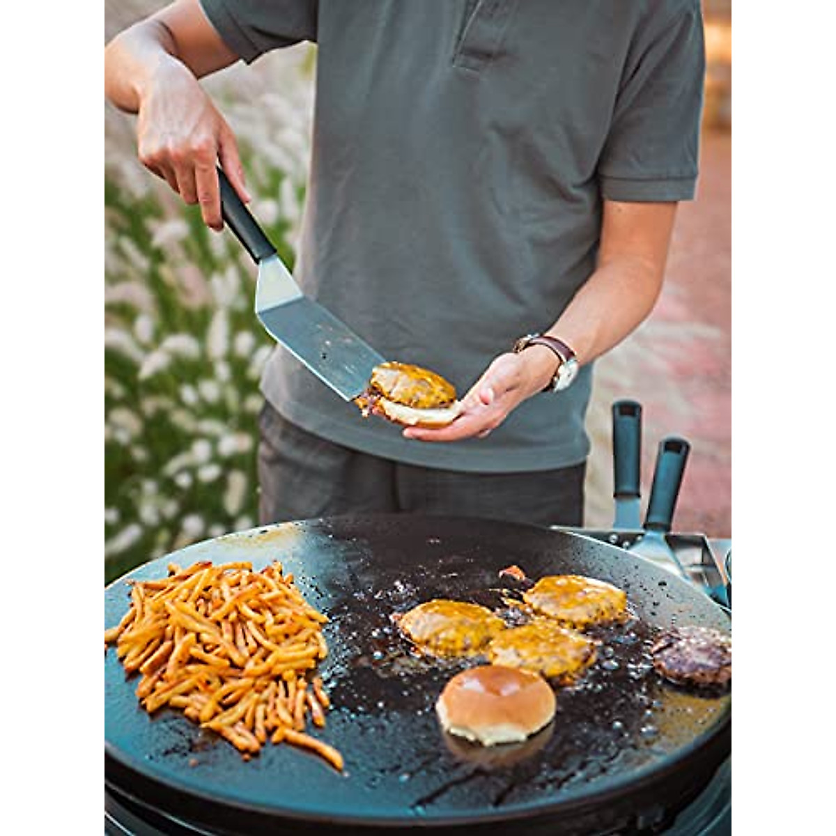 Cuisinart CGG-888 Outdoor Stainless Steel Lid, 360° Griddle Cooking Center