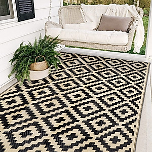 SAND MINE Reversible Mats, Plastic Straw Rug, Modern Area Rug, Large Floor Mat and Rug for Outdoors, RV, Patio, Backyard, Deck, Picnic, Beach, Trailer, Camping, Black & Beige, 5' x 8'