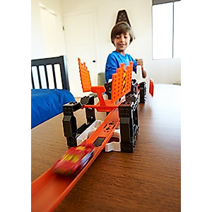 Hot Wheels Track Builder Construction Crash Kit