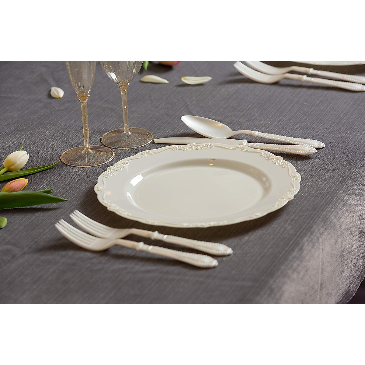 Posh Setting Disposable Plastic Plates Set - Heavy Duty Vintage Plastic Plates - Ivory Vintage Disposable Dinnerware Sets with 30 Appetizer Plates & 30 Plastic Dinner Plates for Wedding (60 Pack)