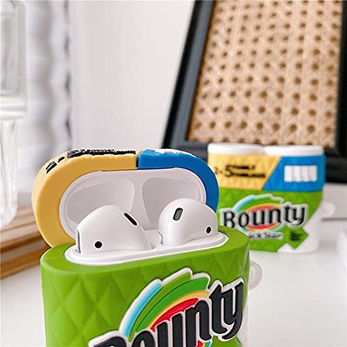 XUYIQIANG,Cute Air pod 1&2 Case,Bounty, 3D Cartoon Funny Protection Case Covering The Skin, with Keychain for Air pod 1&2 (Bounty)