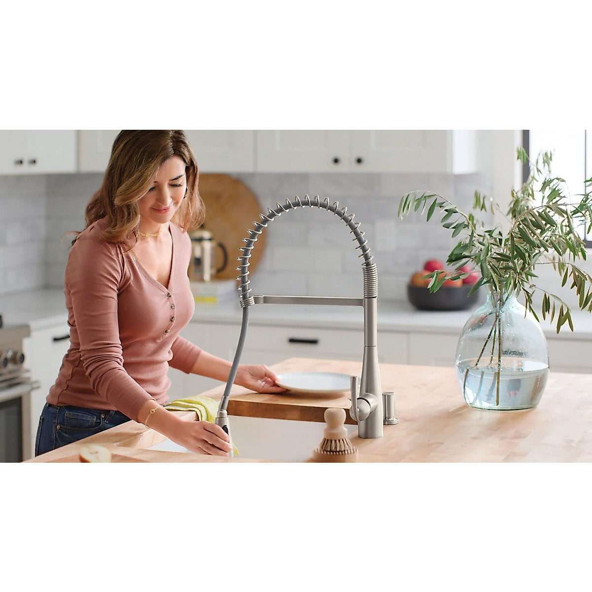 Moen 87814SRS Essie One-Handle High Arc Pulldown Kitchen Faucet, Spot Resist Stainless