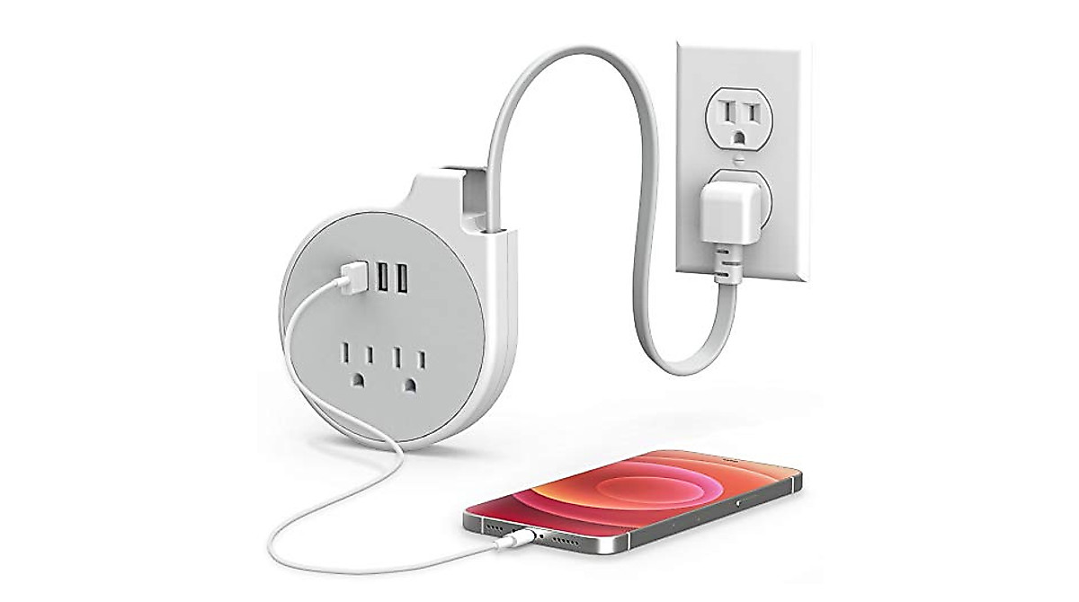 iHome Retractable Charger: Fast Charging Power Strip