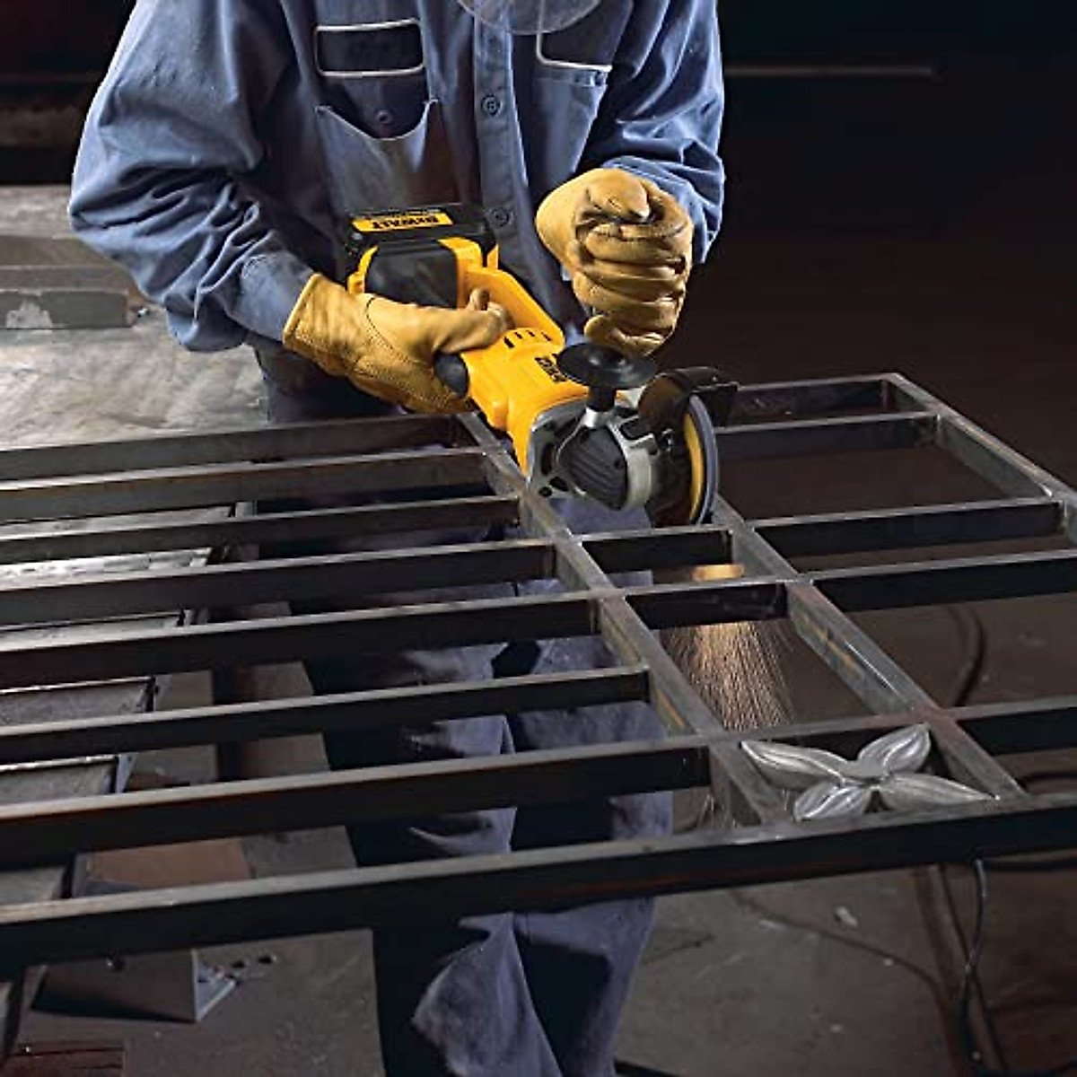 DEWALT 20V MAX* Angle Grinder Tool Kit, 4-1/2-Inch (DCG412P2)