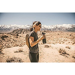 CamelBak Peak Fitness Chill Insulated Gym Water Bottle - Squeeze Bottle - 17oz, White/Silver