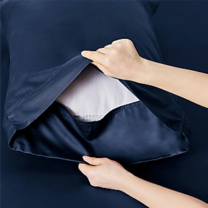 Bedsure Bundle of Polyester and Rayon Derived from Bamboo Blend Duvet Cover Set and Sheet Set of Rayon Derived from Bamboo, King Size