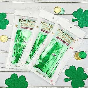 WILLBOND 6 Pieces Green Foil Curtain Metallic Tinsel Foil Backdrop Fringe Curtains St. Patrick's Day Foil Curtain Shimmer Curtain for Irish Festival Birthday Wedding Party Decoration, 3.3 x 8.2 Feet