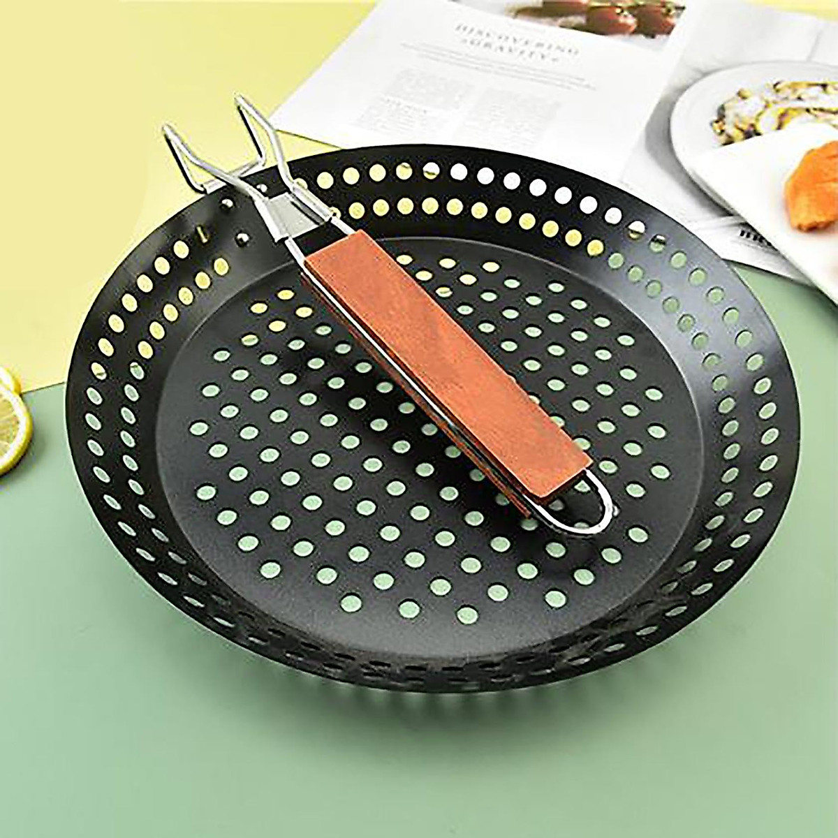 Generic Grill Pan With Folding Handle BBQ Pan, Grill Skillet Pizza Grill Pan (11"") Grill Pan Perfect For Fry Chapati Cooking Vegetables and Seafood, Black