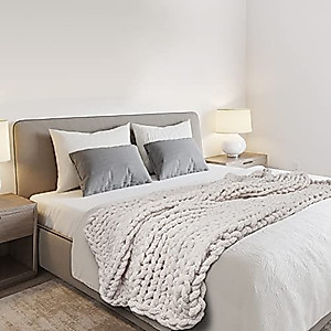 Chunky Knit Throw Blanket Soft Luxury Chenille Yarn Blanket for Farmhouse Boho Decor,Handmade Tight Braided Thick Cable Knit Throw for Bed,Couch,Beige,50x60.