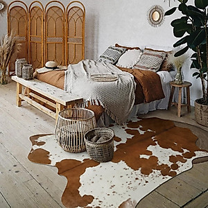 Zedrew Faux Cowhide Rugs, 5.2x6.2 Feet Large Cow Print Area Rug for Living Room Bedroom, Western Decor Carpet Animal Printed Mat for Dining Office Home Decor, Khaki