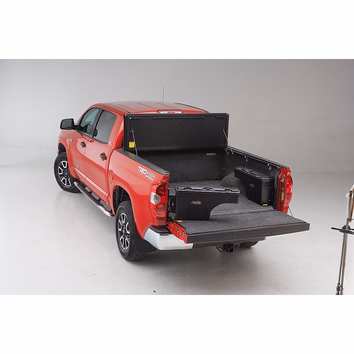 UNDERCOVER SC900D Black Swing Case Storage Box