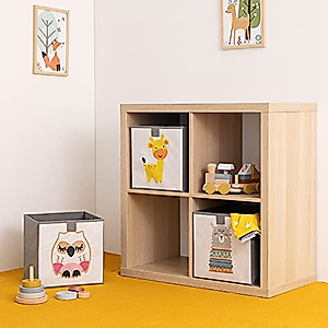 Navaris Kids Storage Cubes (Set of 3) - Storage Boxes 11x11x11 with Animal Designs - Children's Cube Bins Fabric Organizer Bin - Alpaca/Giraffe/Owl