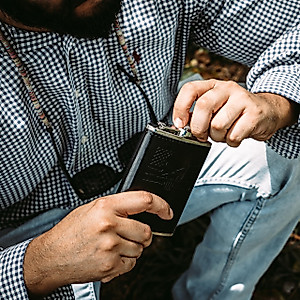 Rush1 8oz Leather Flask for Men – Custom American Flag Skull Design – Wrap Stainless Steel Set with Funnel and 2 Shot Glasses – Ideal for Whiskey or any Liquor.