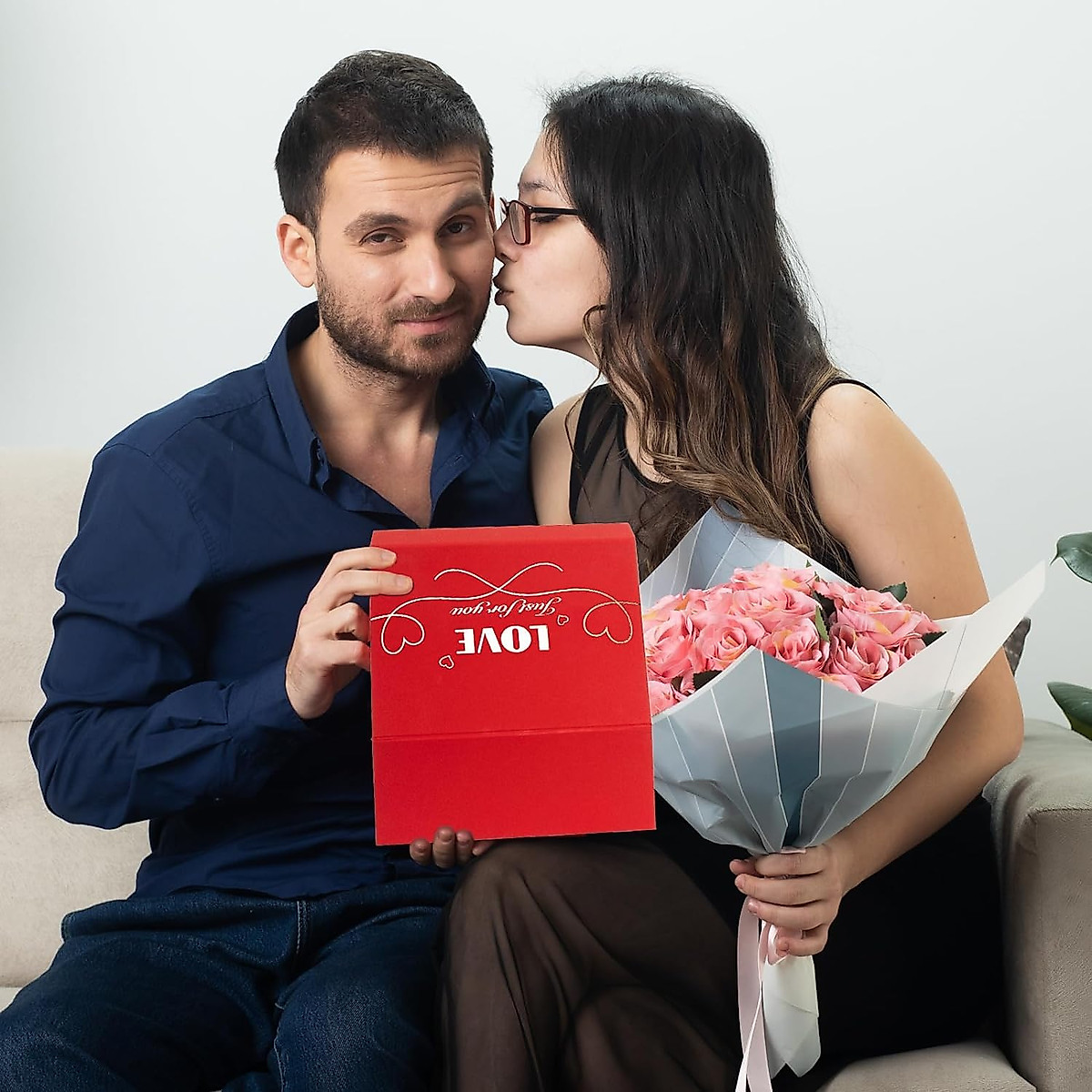 CHARMGIFTBOX Large Gift Box with Lids for Presents, 8.7x6.7x4 Inches Collapsible Red Gift Boxes with Magnetic Closure Ribbon and Card for Valentine's Day Birthday Bridesmaid Boxes