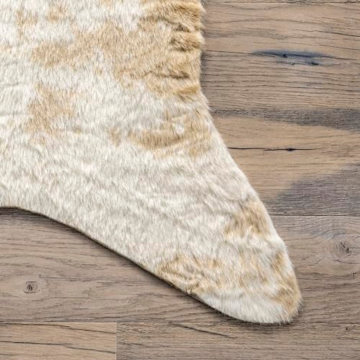 nuLOOM Marcia Machine Washable Faux Cowhide Area Rug, Shaped 5x7, Off-White