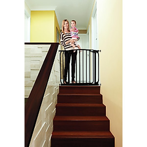 Dreambaby Chelsea Auto Close Security Gate in White Value Pack (Includes 2 Gates and 2 Extensions)