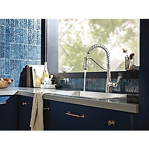 Moen Nolia Spot Resist Stainless One-Handle Pre-Rinse Spring Pulldown Kitchen Faucet, Single Hole Kitchen Sink Faucet with Soap Dispenser, 87886SRS