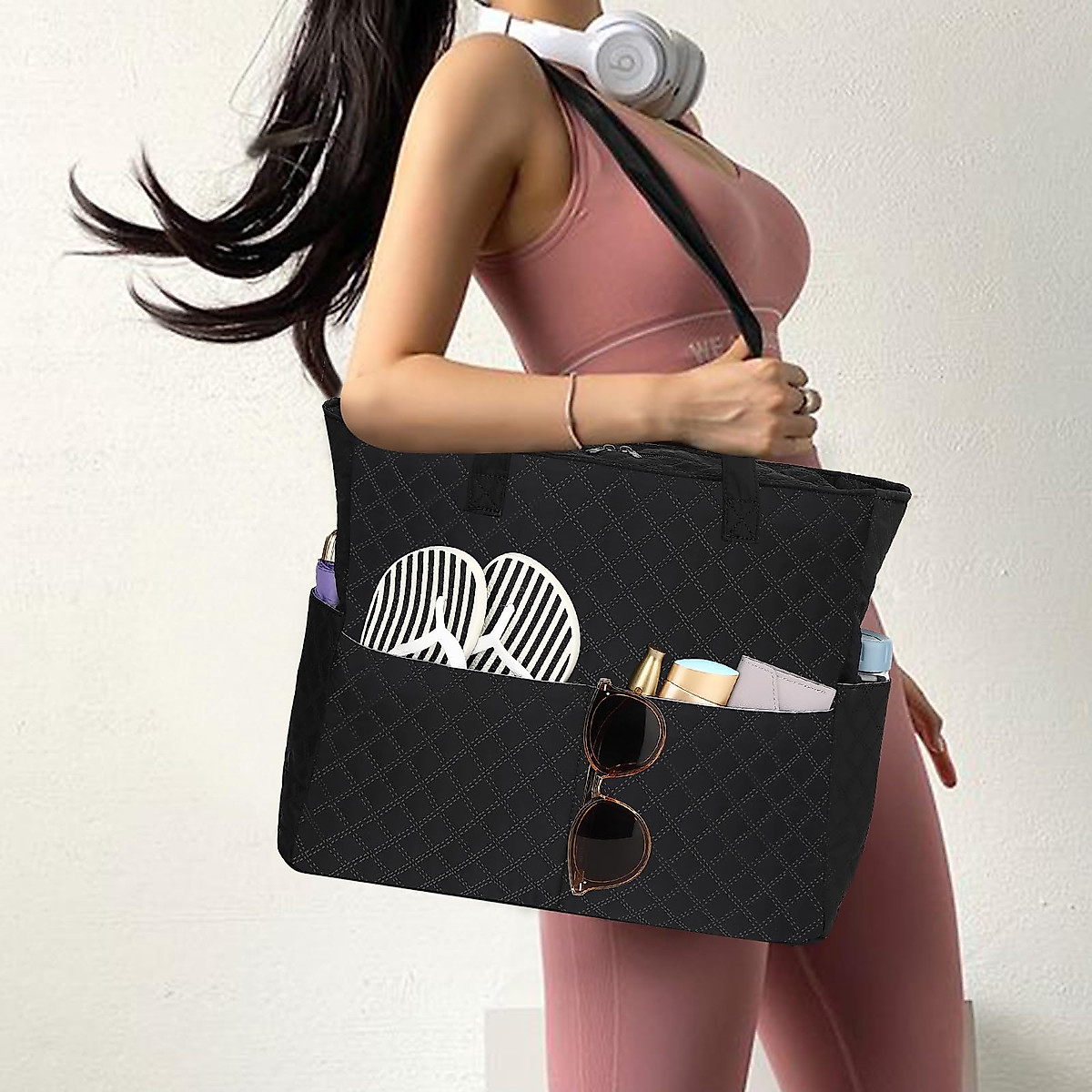 LEDAOU Large Beach Tote Bag Women Waterproof Sandproof Zipper Beach Tote Bag for Pool Gym Grocery Travel with Wet Pocket (Black)