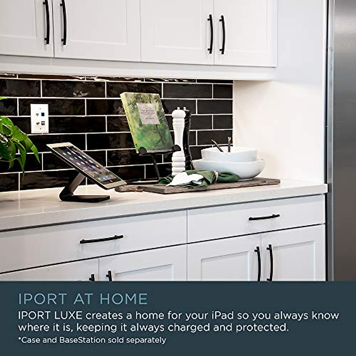 IPORT Luxe (LuxePort) Case iPad Case - Compatible with iPad 10.2 9th gen and iPad 10.2 8th gen - White