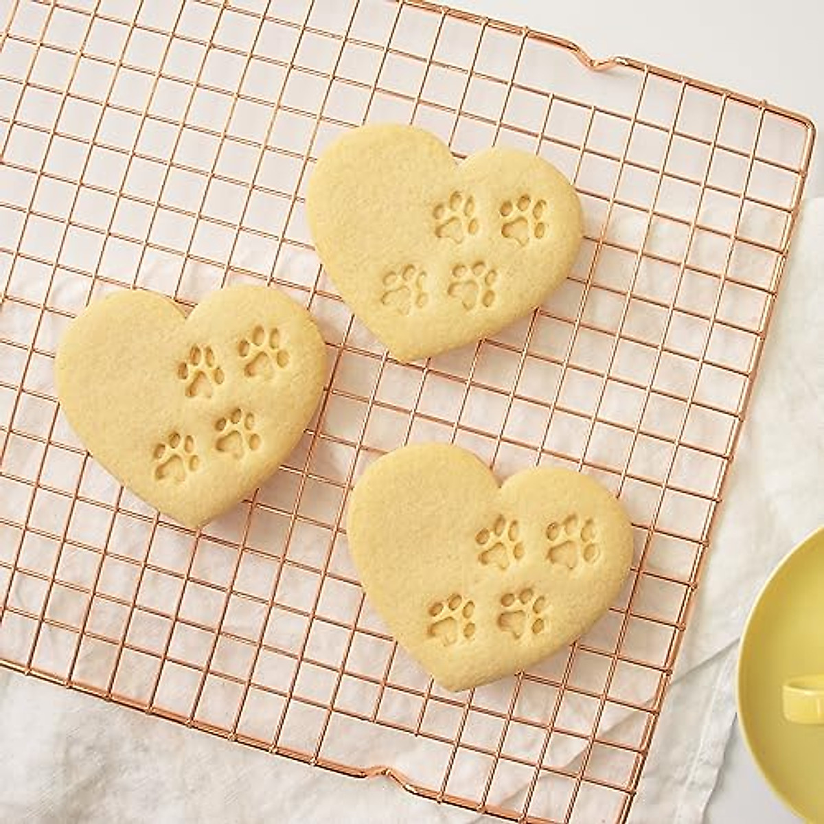Heart Paw Prints cookie cutter, 1 piece - Bakerlogy