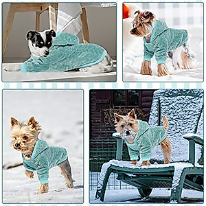 Yagamii Winter Dog Clothes Fleece Flannel Dog Hoodie Warm Dog Coat Jacket for Small Dogs Cats Puppy, Dog Sweater with Hat and Leash Hole Green Pet Clothes Cold Weather Dog Apparel