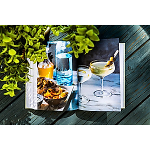 The New York Times Essential Book of Cocktails (Second Edition): Over 400 Classic Drink Recipes With Great Writing from The New York Times (The Ultimate Guide to Entertaining and Bartending)