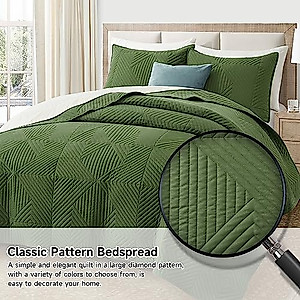 Lavsiry Olive Quilt Bedding Set King Size, Summer Lightweight Green Large Diamond Pattern Bed Spread, Soft Microfiber Bedspread & Coverlet for All Seasons - 3 Piece(1 Quilt, 2 Pillow Shams)