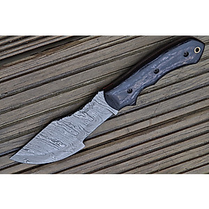 Hunting Knives with Leather Sheath Damascus Blade (Pakka Wood)