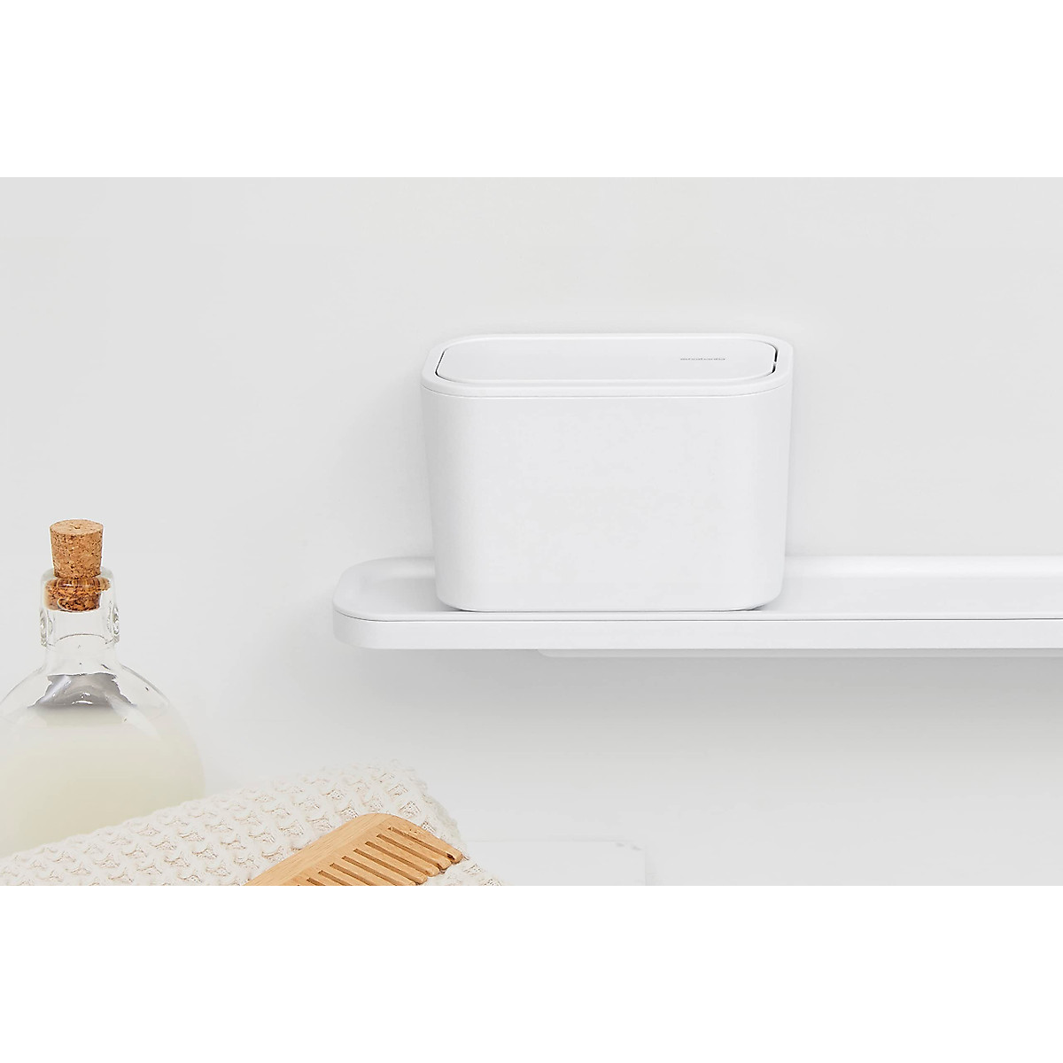Brabantia MindSet Bathroom Small Trash Caddy (White) Hygienic Basin Top Storage Can with Swing Lid for Disposal of Used Cosmetics, Cotton Pads, Cue Tips (4 x 6 x 3)