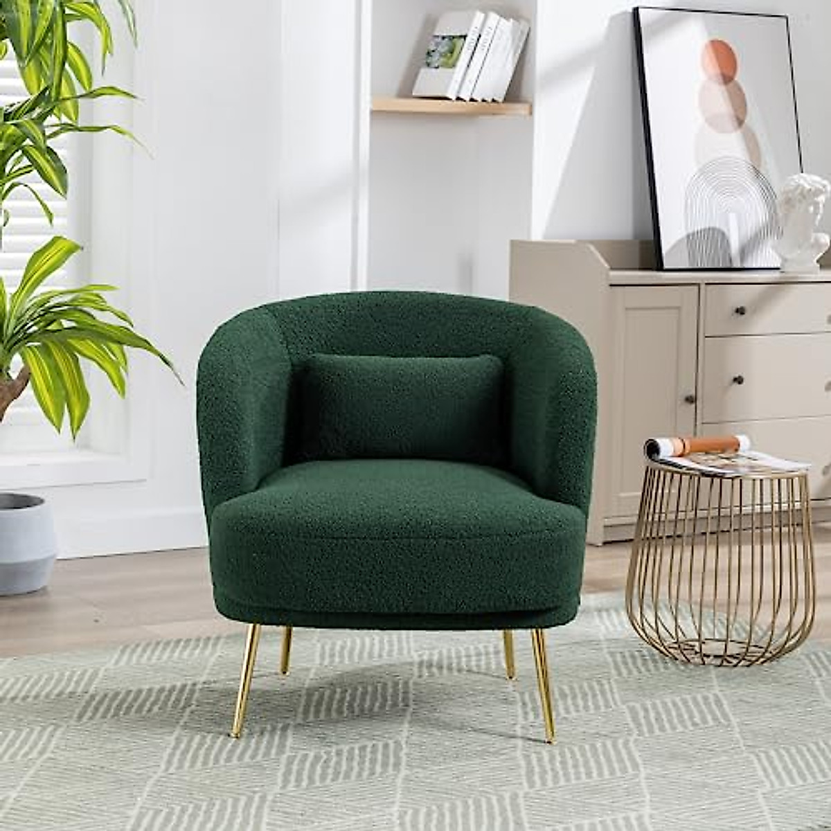 AWQM Sherpa Accent Chair, Green Boucle Upholstered Reading Chair with Curved Backrest, Living Room Chair Sofa Chair with Gold Legs, Leisure Club Tub Couch for Bedroom, Dorm Room, Studio