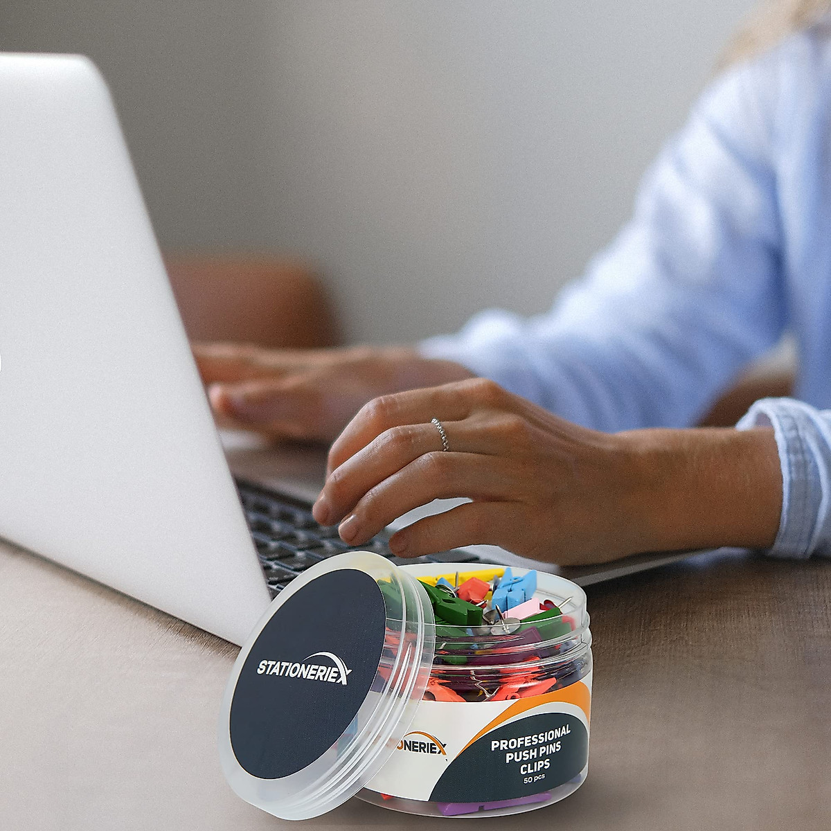 600 Silver Thumb Tacks for Bulletin Board Thumb Tacks for Wall Corkboard Map Calendar Photo -Home Office Craft Projects Heavy Duty Plastic Head Steel Pin