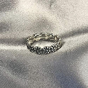 Gem Avenue 925 Sterling Silver Daisy Flower Ring for Women Size 6