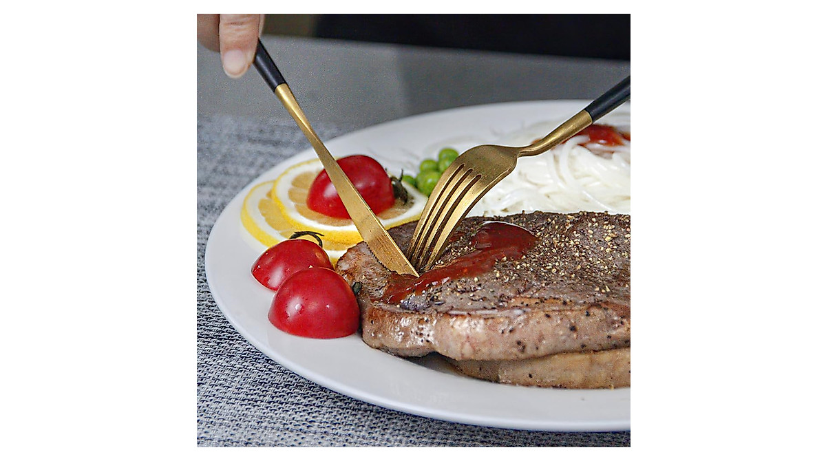 IQCWOOD Ceramic Dinner Plates Set of 6 - Durable, Microwave Safe Plates