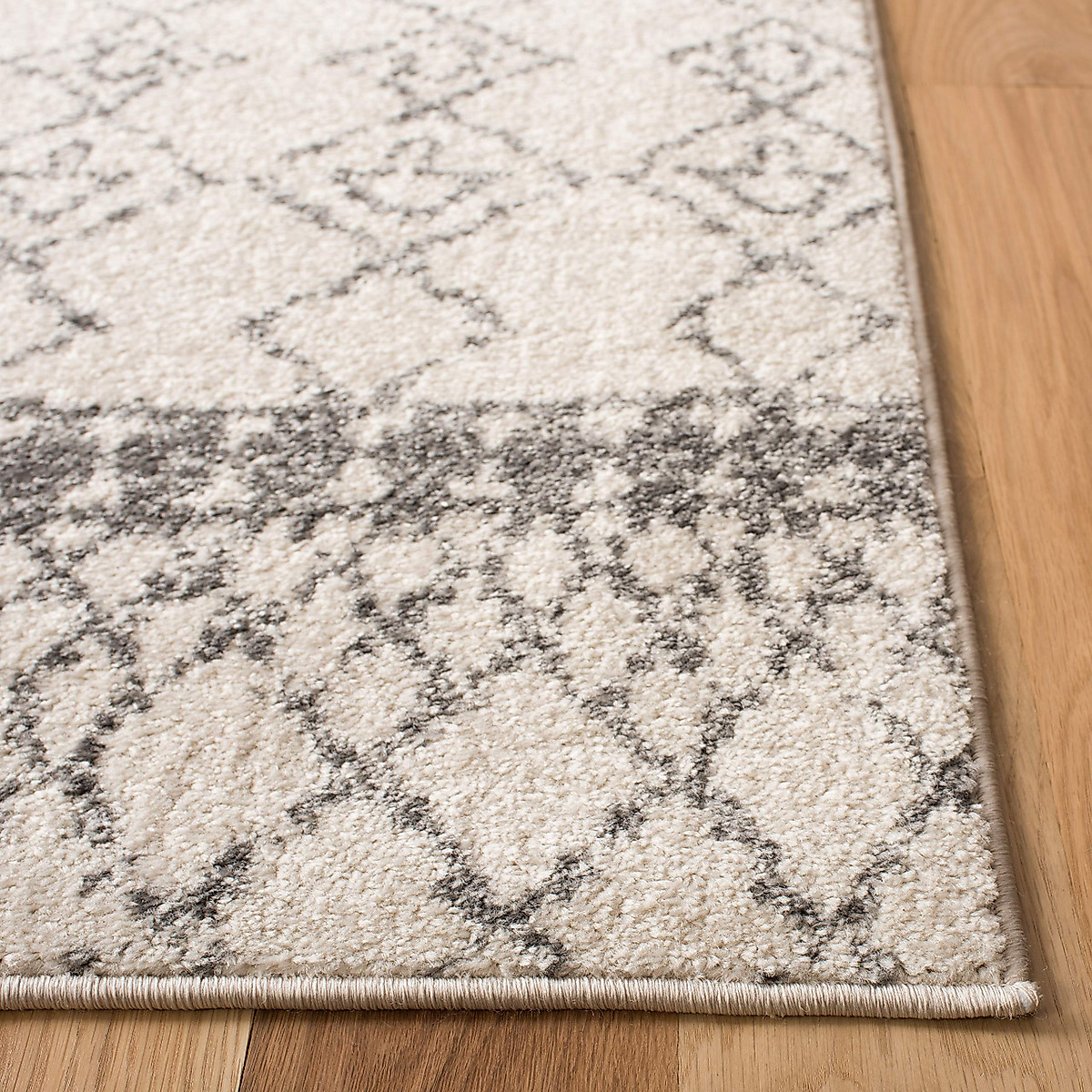 SAFAVIEH Tulum Collection Accent Rug - 2' x 5', Ivory & Grey, Moroccan Boho Distressed Design, Non-Shedding & Easy Care, Ideal for High Traffic Areas in Entryway, Living Room, Bedroom (TUL229A)