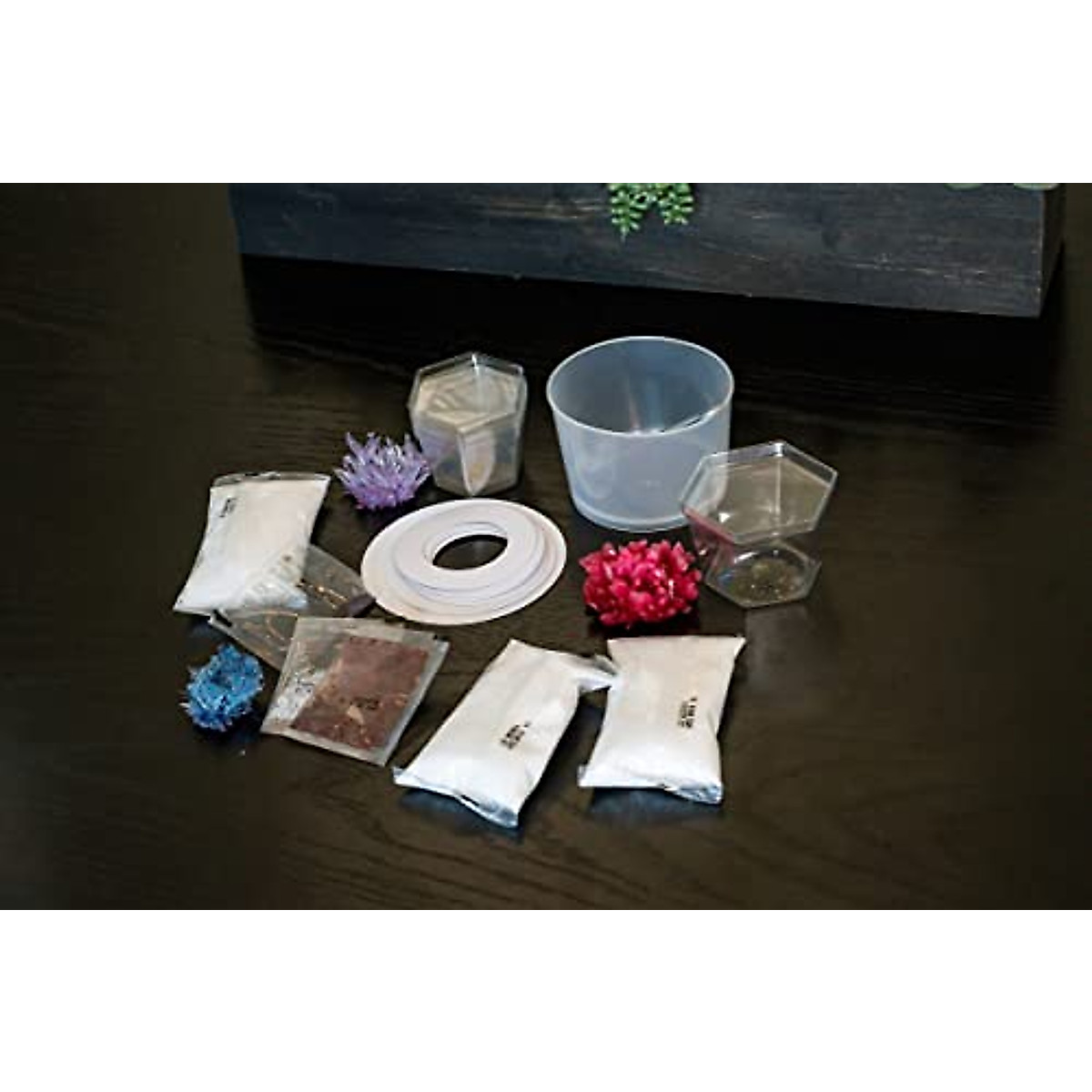 4M Crystal Growing Science Experimental Kit - 7 Crystal Science Experiments with Display Cases - Easy DIY STEM Toy Lab Experiment Specimens, Educational Gift for Kids, Teens, Boys & Girls